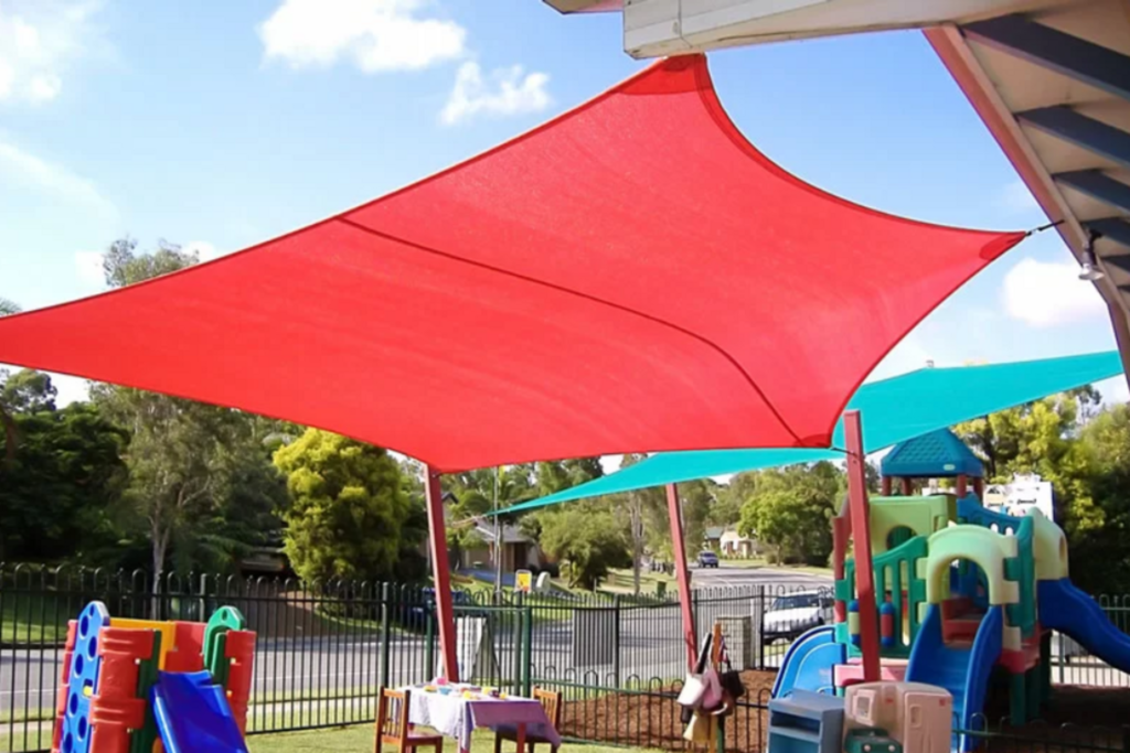 Choosing the Right Color for Your Sail Cover